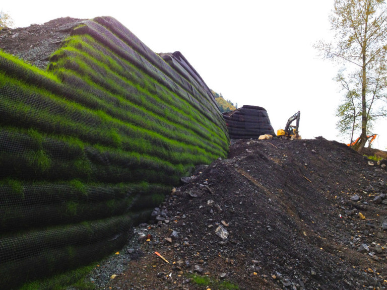 5 Steps for Erosion Control on Steep Slopes and Embankments - Denbow